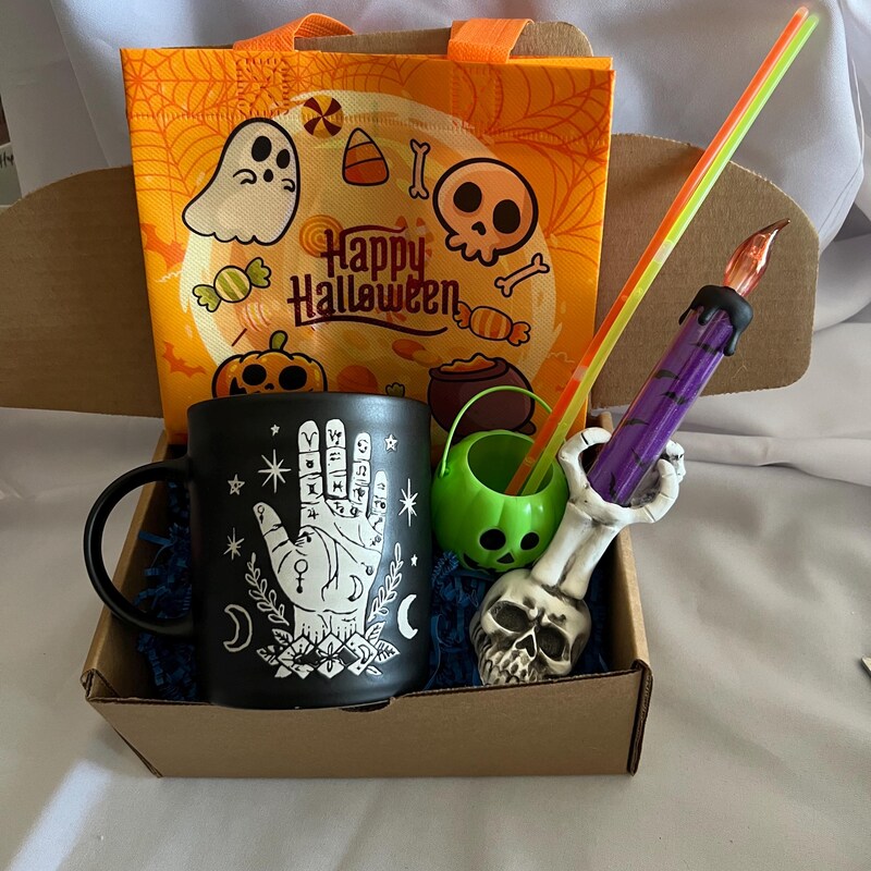 Halloween Gift Box - 60+ Gift Ideas for 2024