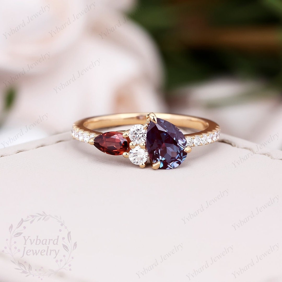 Pear Cut Alexandrite Ring Solid Gold Garnet Ring for Women Unique ...