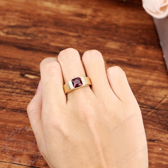 10k gold garnet ring store