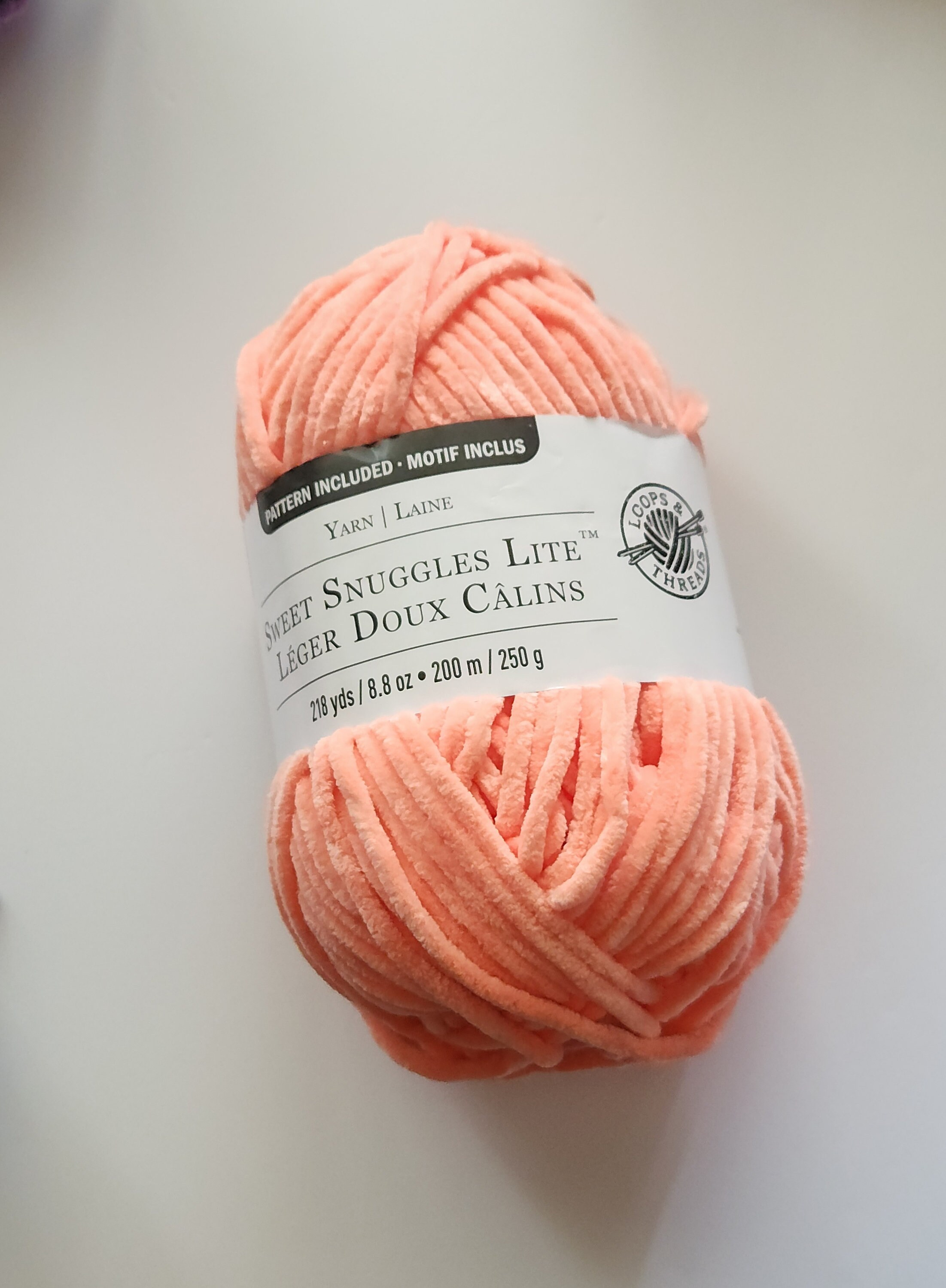 Chenille Yarn Loops and Thread• Full Balls 218yds 250g 8.8oz per Ball ...