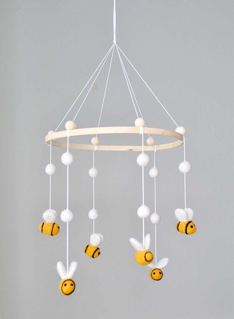 Baby Girl Mobile/ Baby Mobile/ Bee Mobile/ Handmade Mobile/baby Shower ...