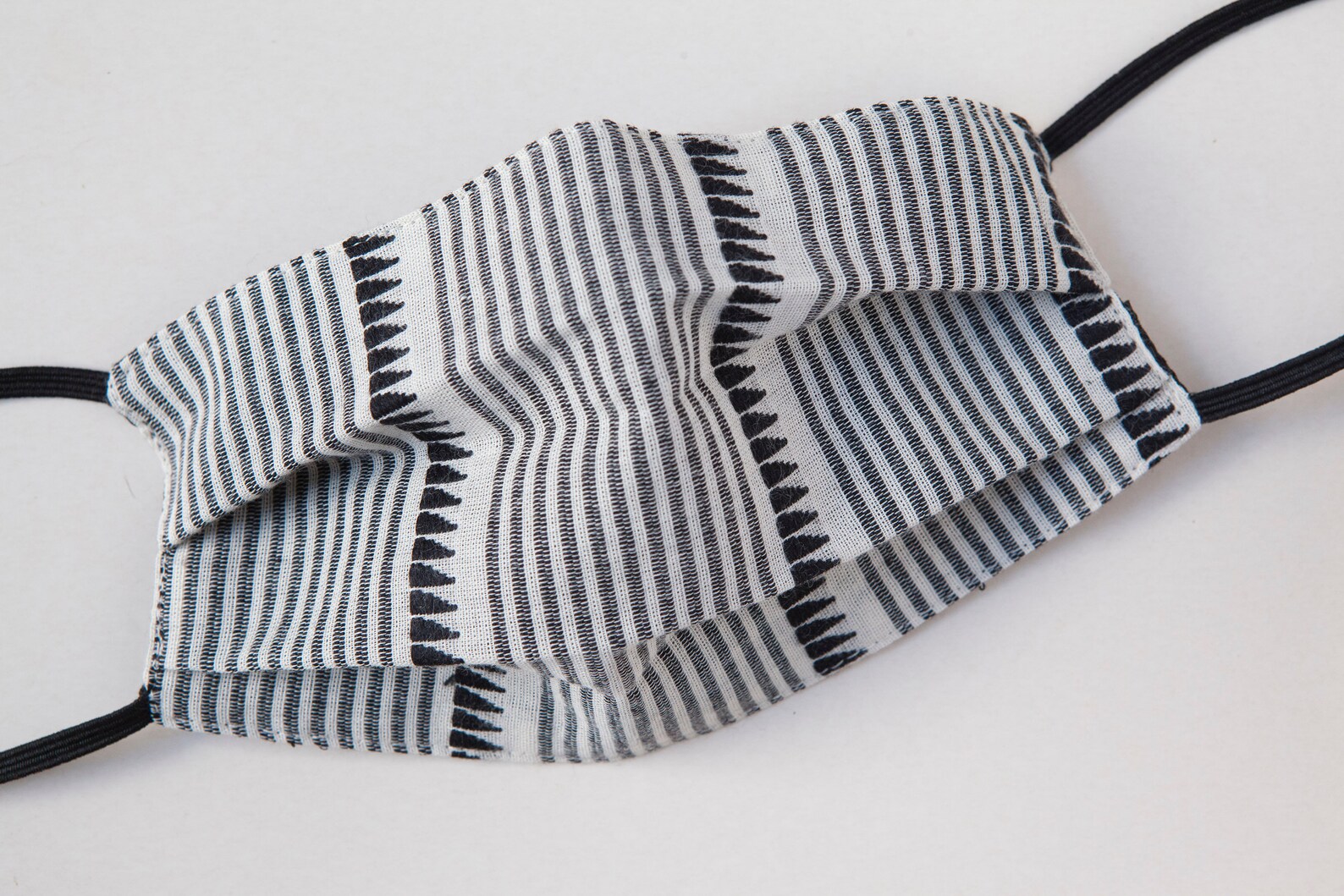 Lightweight Linen Striped Face Mask Preppy, Washable, Adjustable, With ...