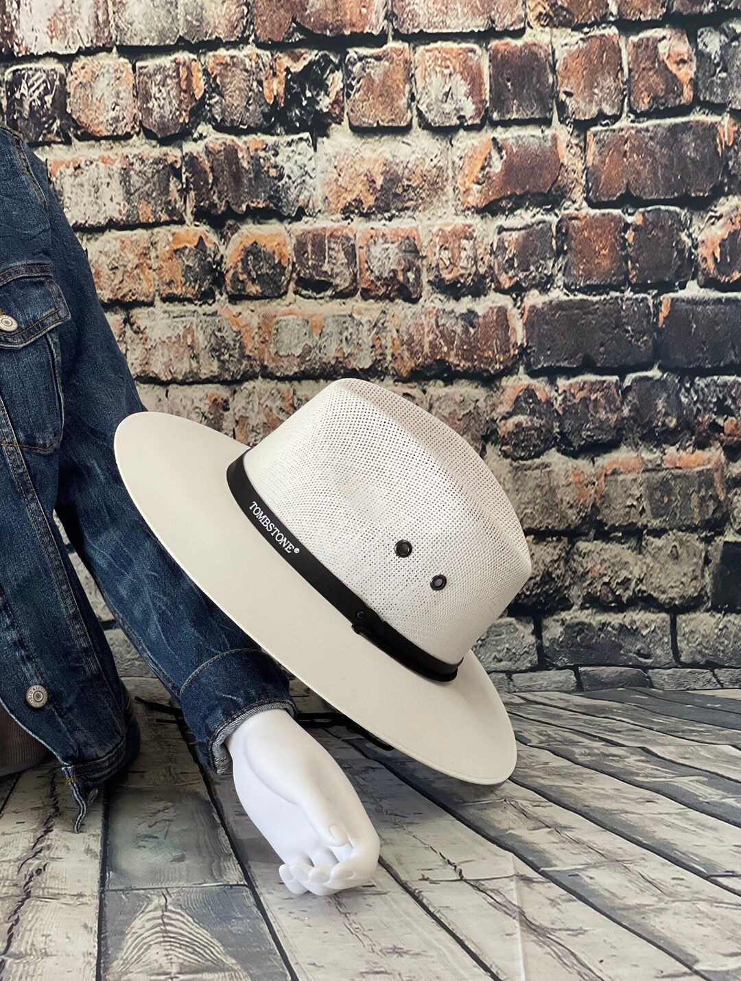 White Fedora Gangsta Hat, Brim Length 3.25in. Well Ventilated, With an ...