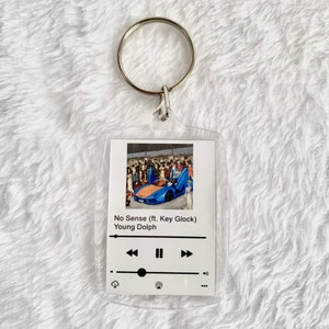 Custom Music Keychain, Apple Music Keychain, Gift for Friends ...