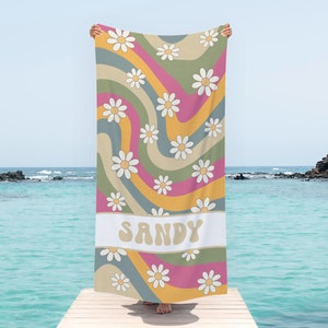 Floral Beach Towel, Retro Floral Beach Towel, Wavy Daisy Towel for ...