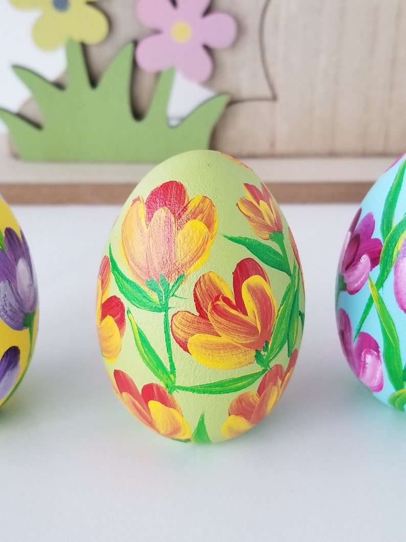 Home Décor Ornaments Easter Chick Hand Painted Easter Eggs Set Made in Canada Home & Living etna ...