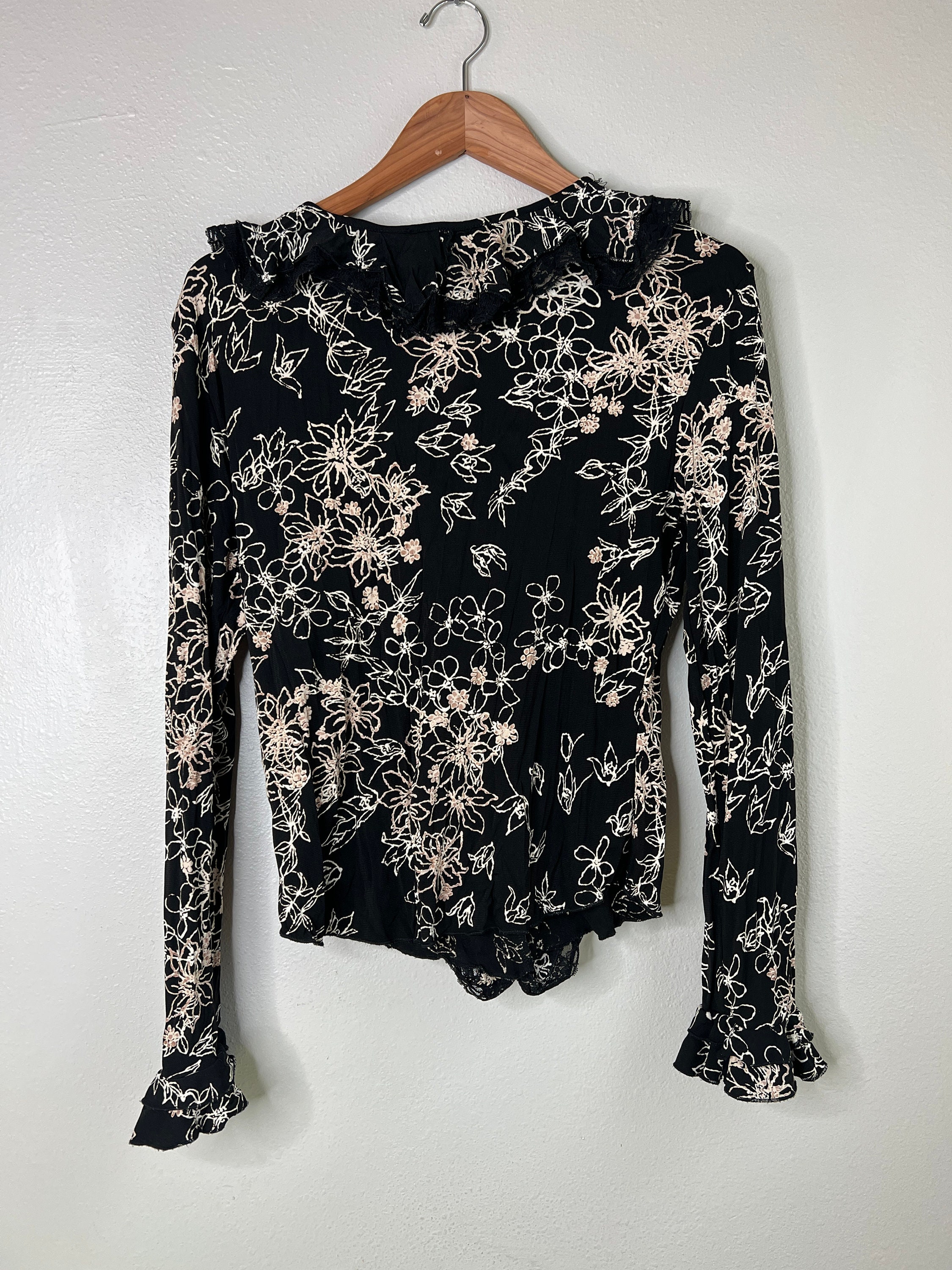 90s/y2k 2000s Rampage Ruffle Floral Top - Etsy