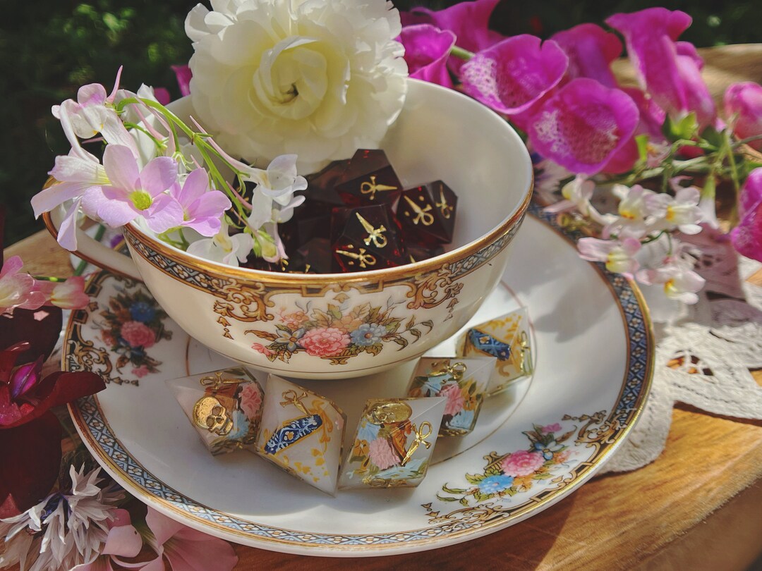 VTM Custom Hand Painted Dice Set With Matching 1920s Noritake Grasmere ...