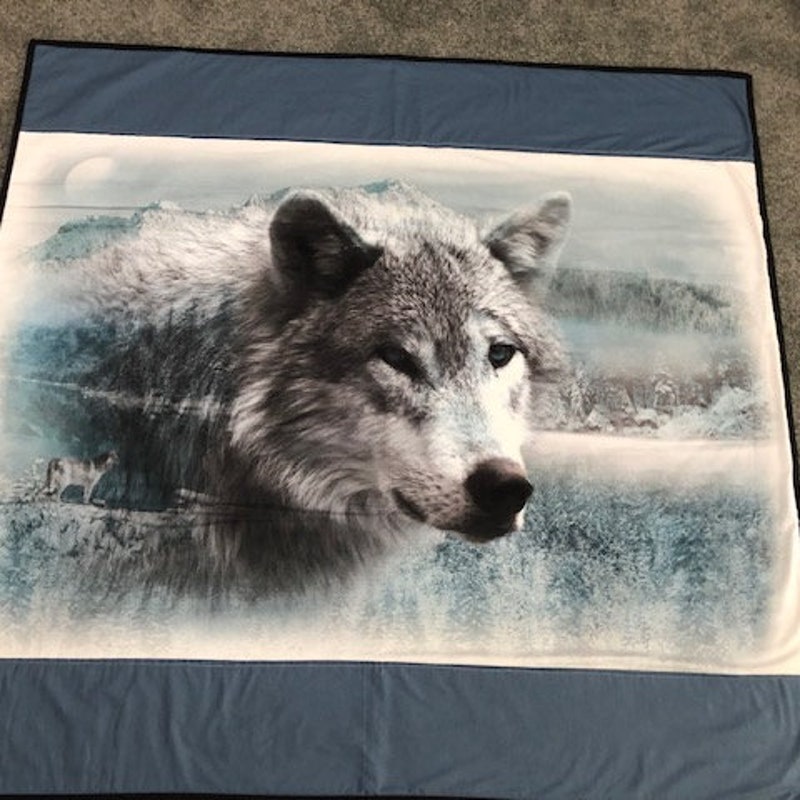 Wolf Quilt - Etsy