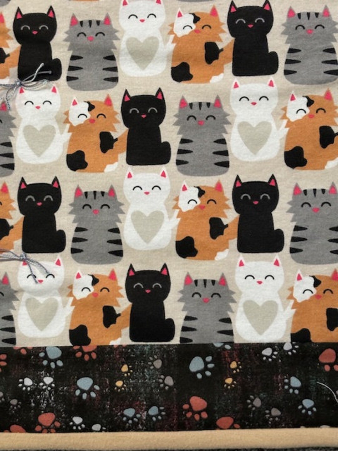 Neutral Cats in A Row Quilt - Etsy