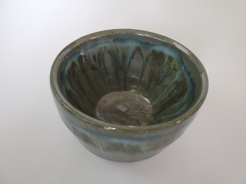 Handbuilt Stoneware Bowl - Etsy
