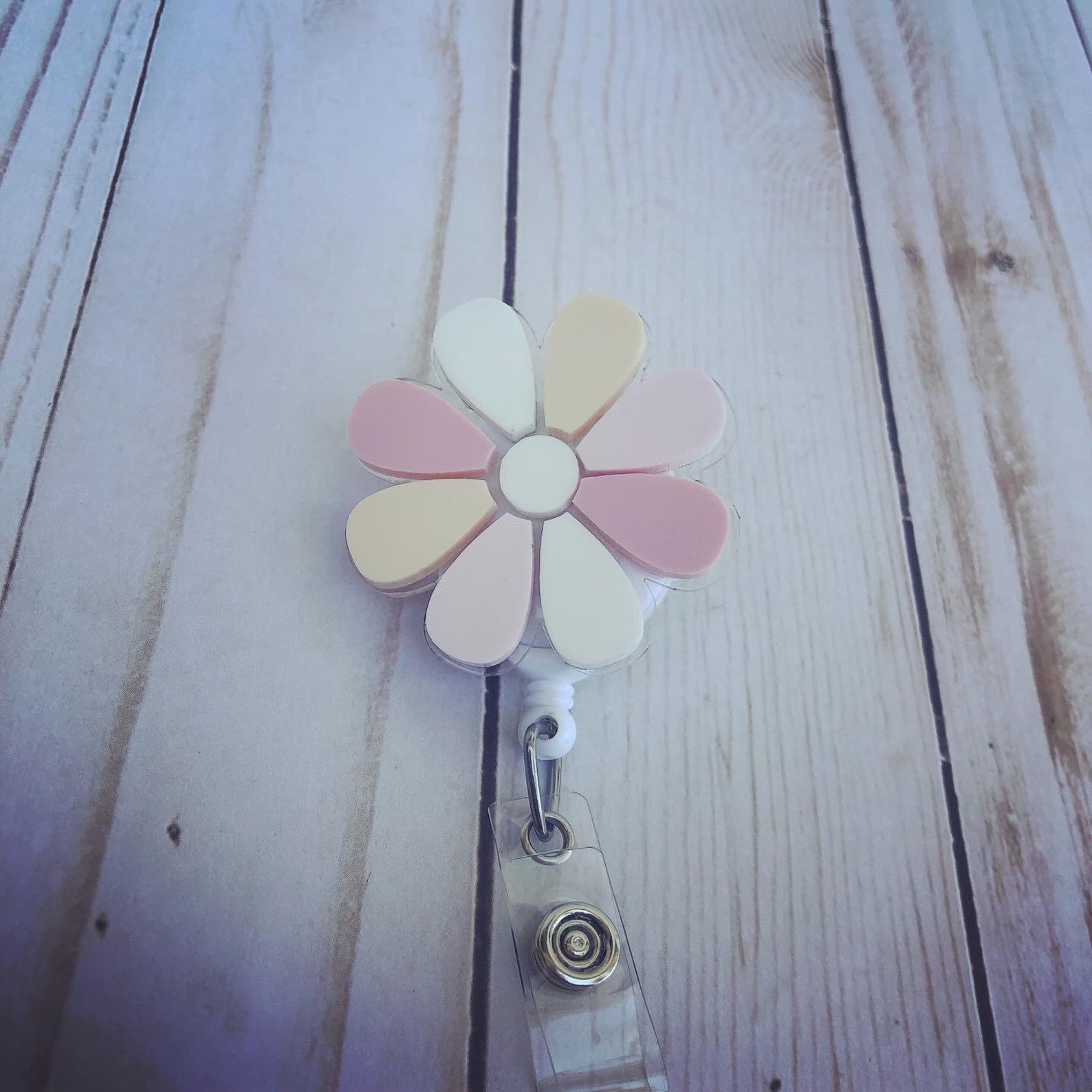 Spring Flower Badge Reel, Daisy Badge Reel, Nurse Badge Reel, Badge ...