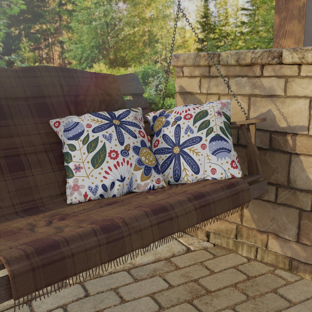 Weatherproof Outdoor Pillow / Cute Folk Floral Design Outside Cushion ...