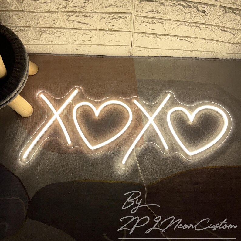Custom XOXO Neon Sign, LED Love Light, Valentine's Day Decor - Etsy