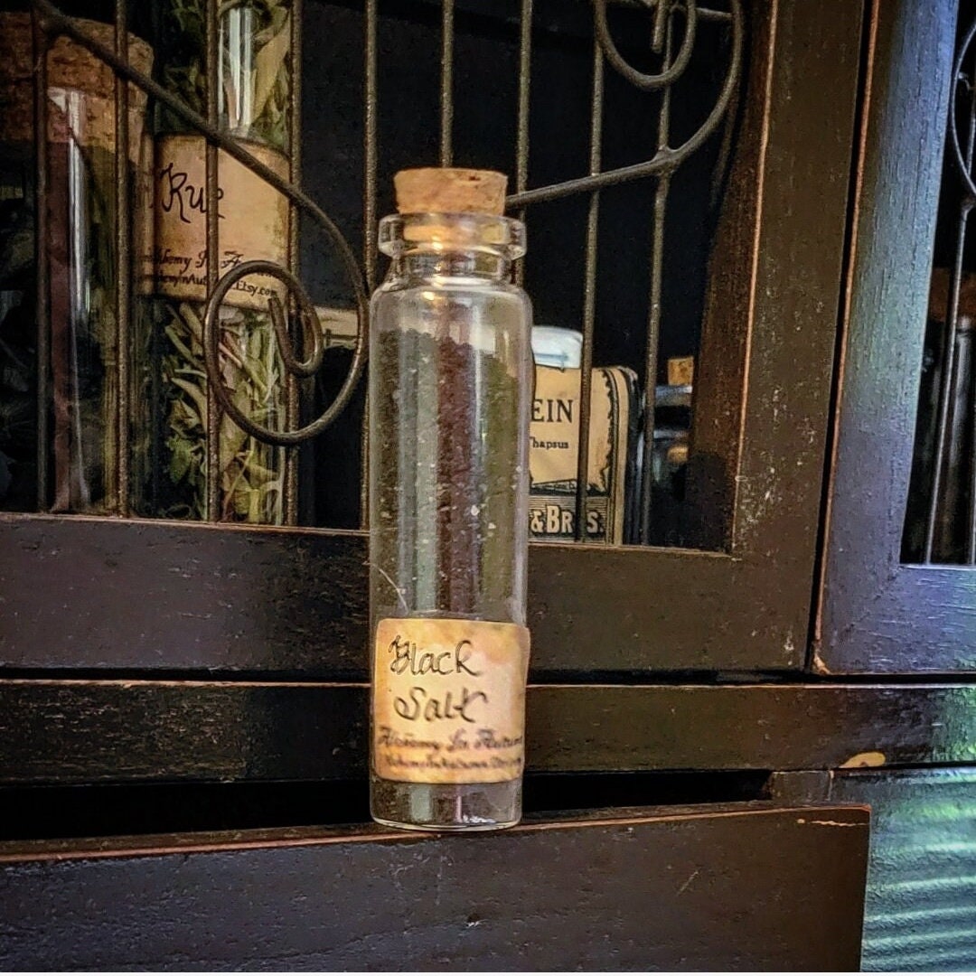 Witch's Black Salt / Protection Spell / Ritual Salt - Etsy