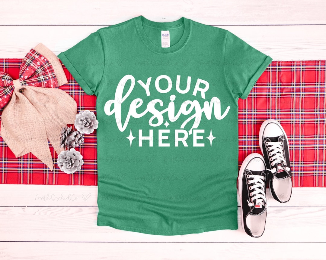Gildan 64000 Heather Iris Green Mockup, Christmas Gildan 64000, Unisex ...
