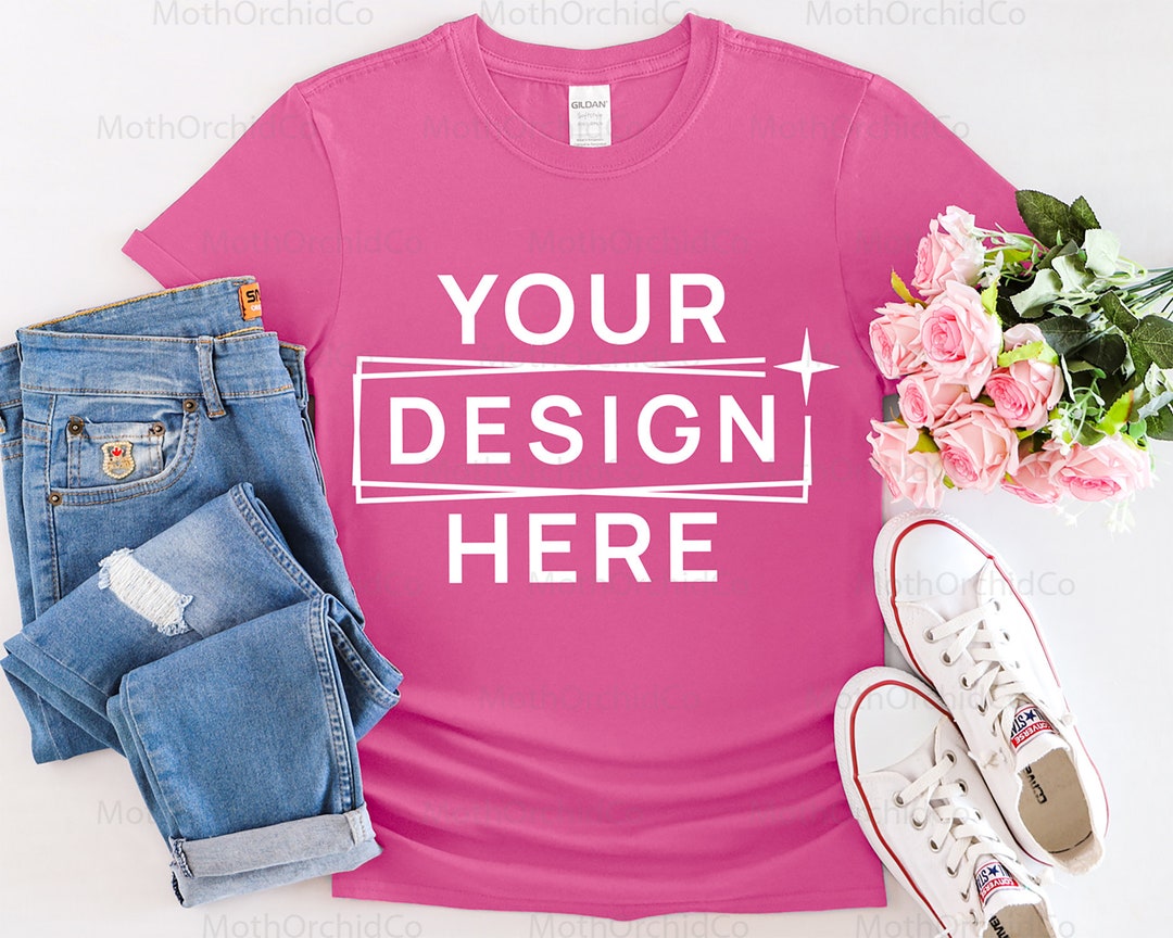 Gildan Heather Berry, Gildan 64000 Mockup, Gildan 64000, T-shirt Mockup ...