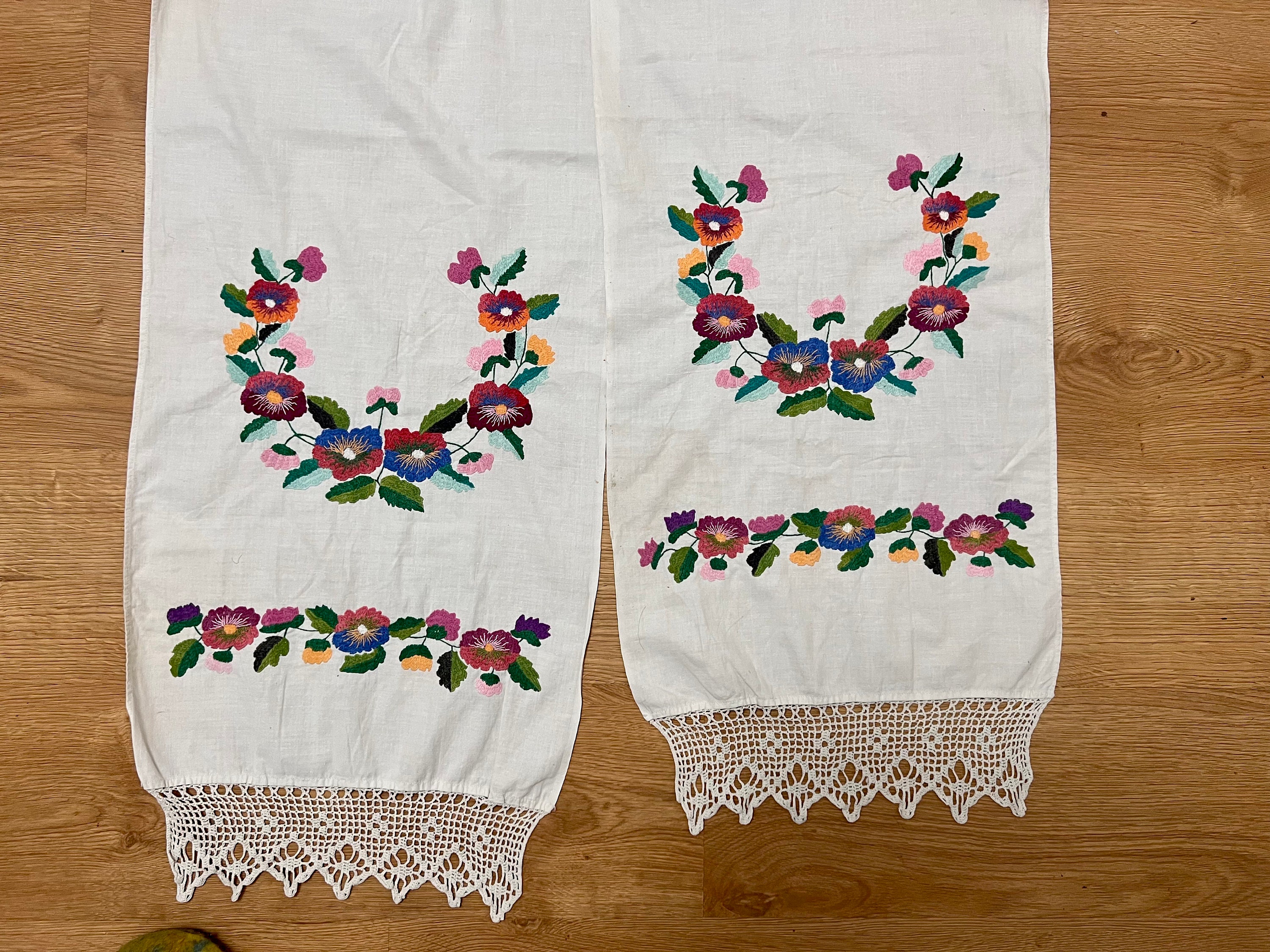 Vintage Ukrainian Towel , Ukrainian Decor , Hand Embroidery , Glory to ...