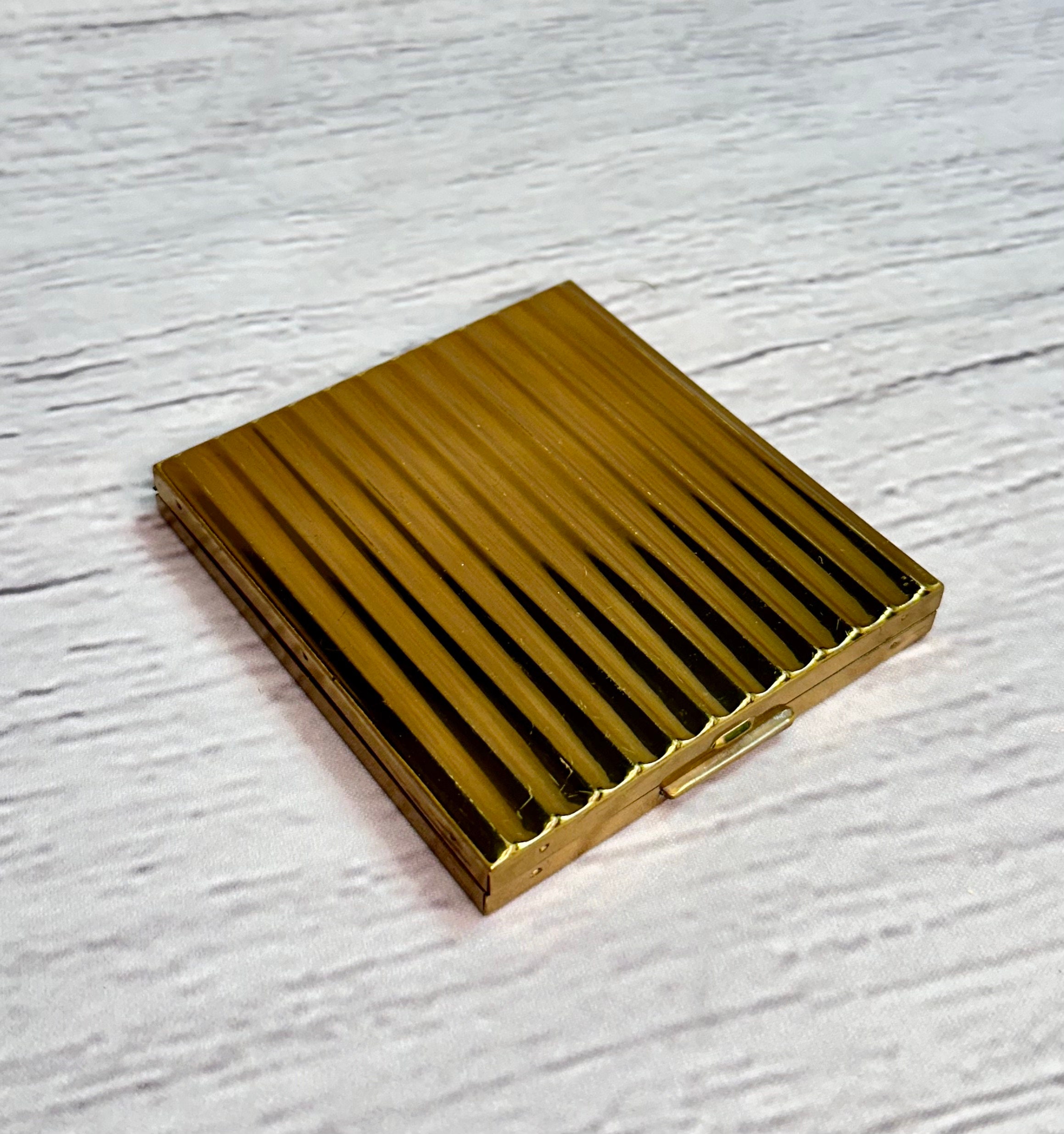 Vintage Brass Square Powder Compact | Vintage Compacts - Etsy
