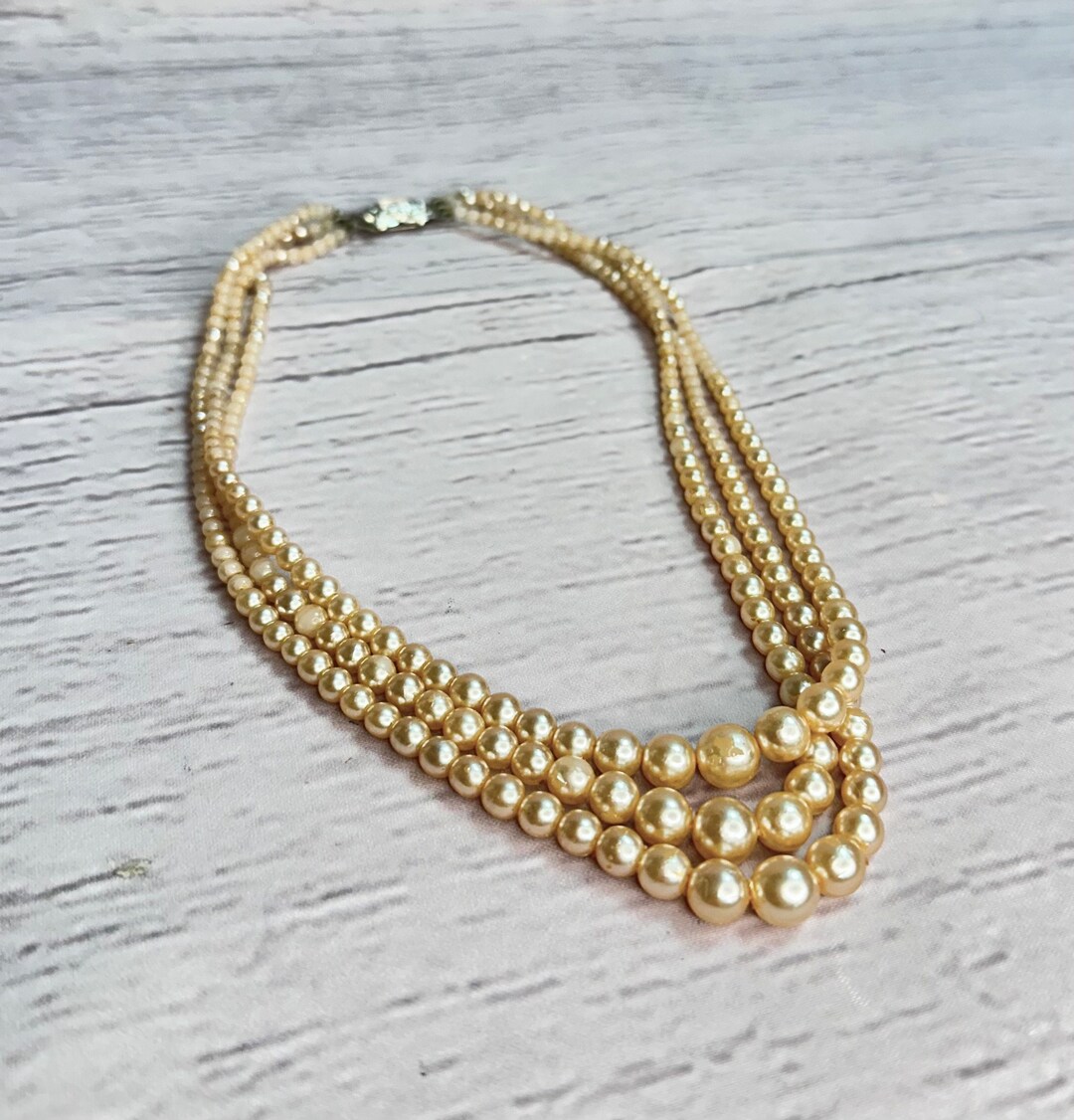 Vintage 3-strand Pearl Necklace Mid Century Vintage - Etsy
