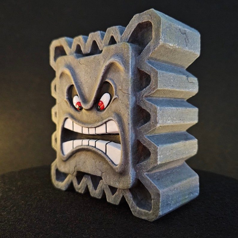 Thwomp Figura De La Saga De Super Mario - Etsy