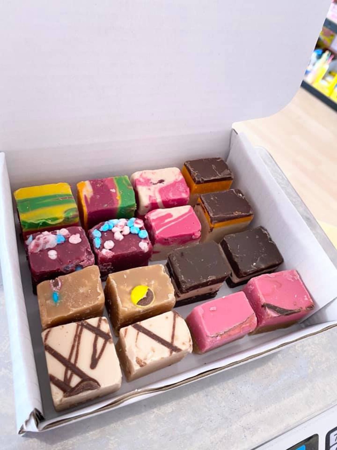 Small Fudge Box - Etsy