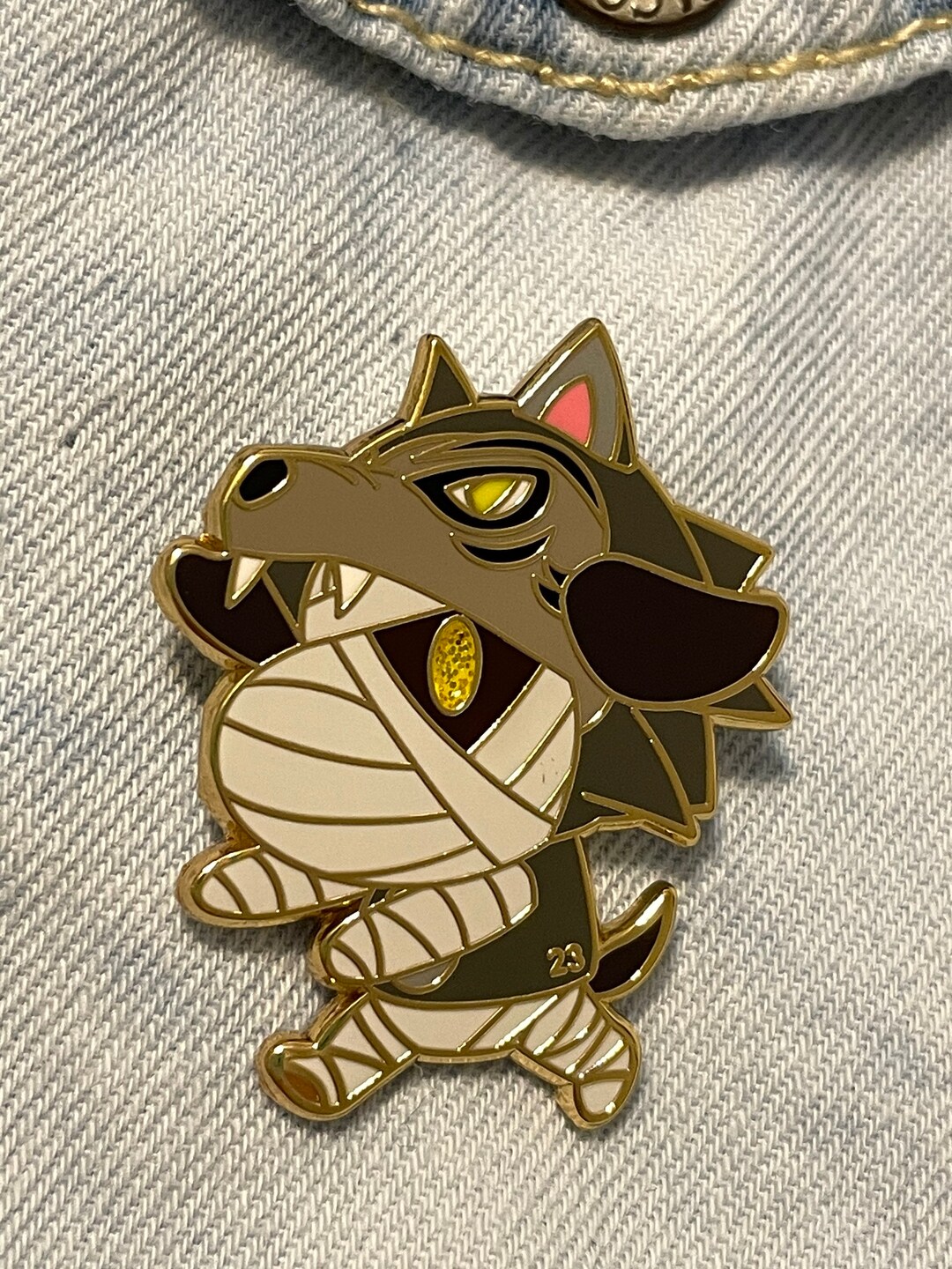 Lucky Wolfy 1.25 Enamel Animal Crossing Pin - Etsy