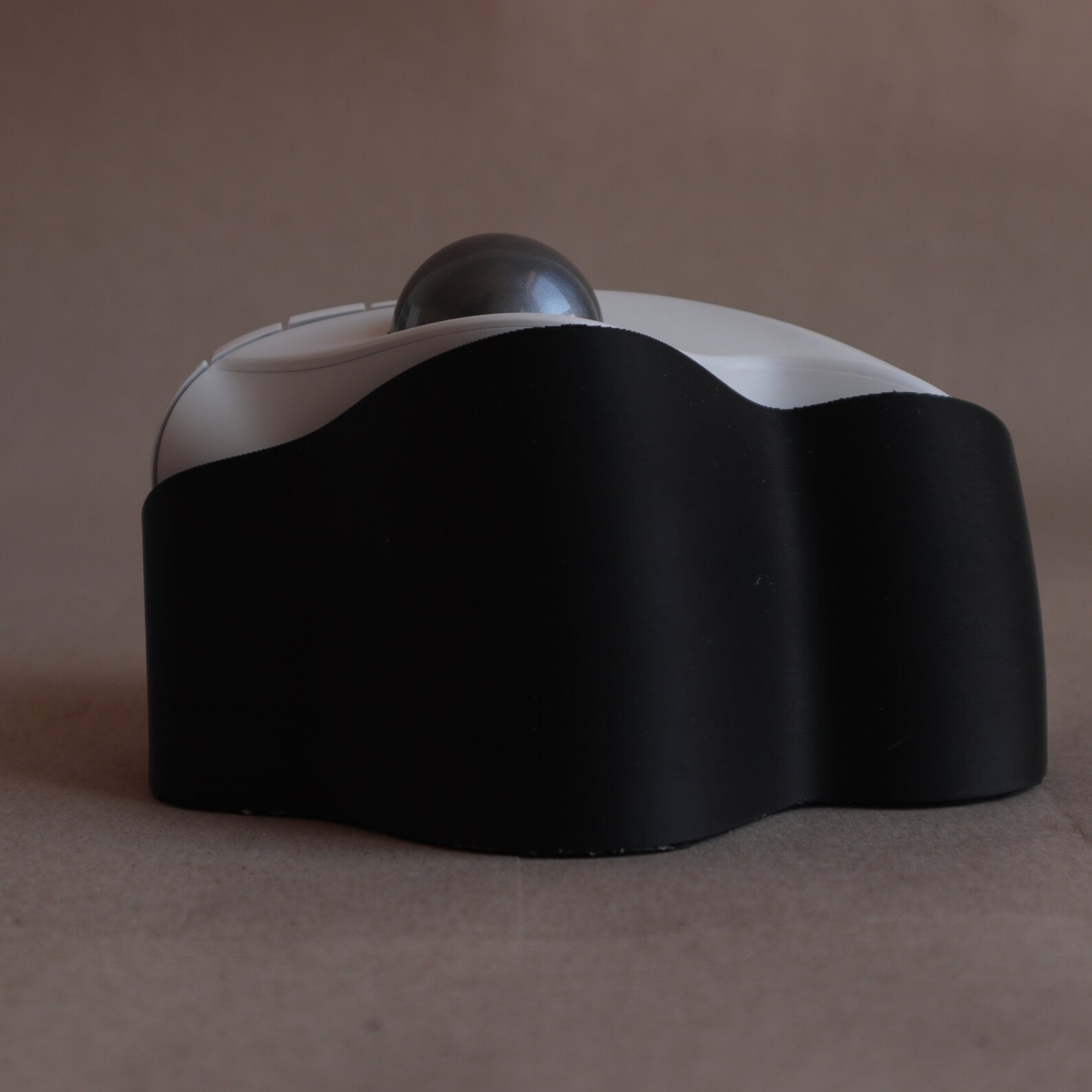 Logitech M575 Wedge Stand in Colour Black - Etsy