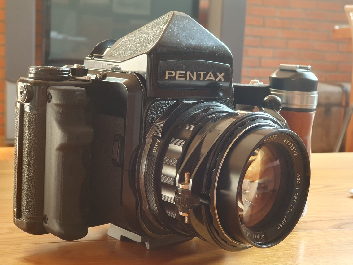 Pentax 67 grip 3d printed 6x7 in colour BLACK right hand grip | Etsy