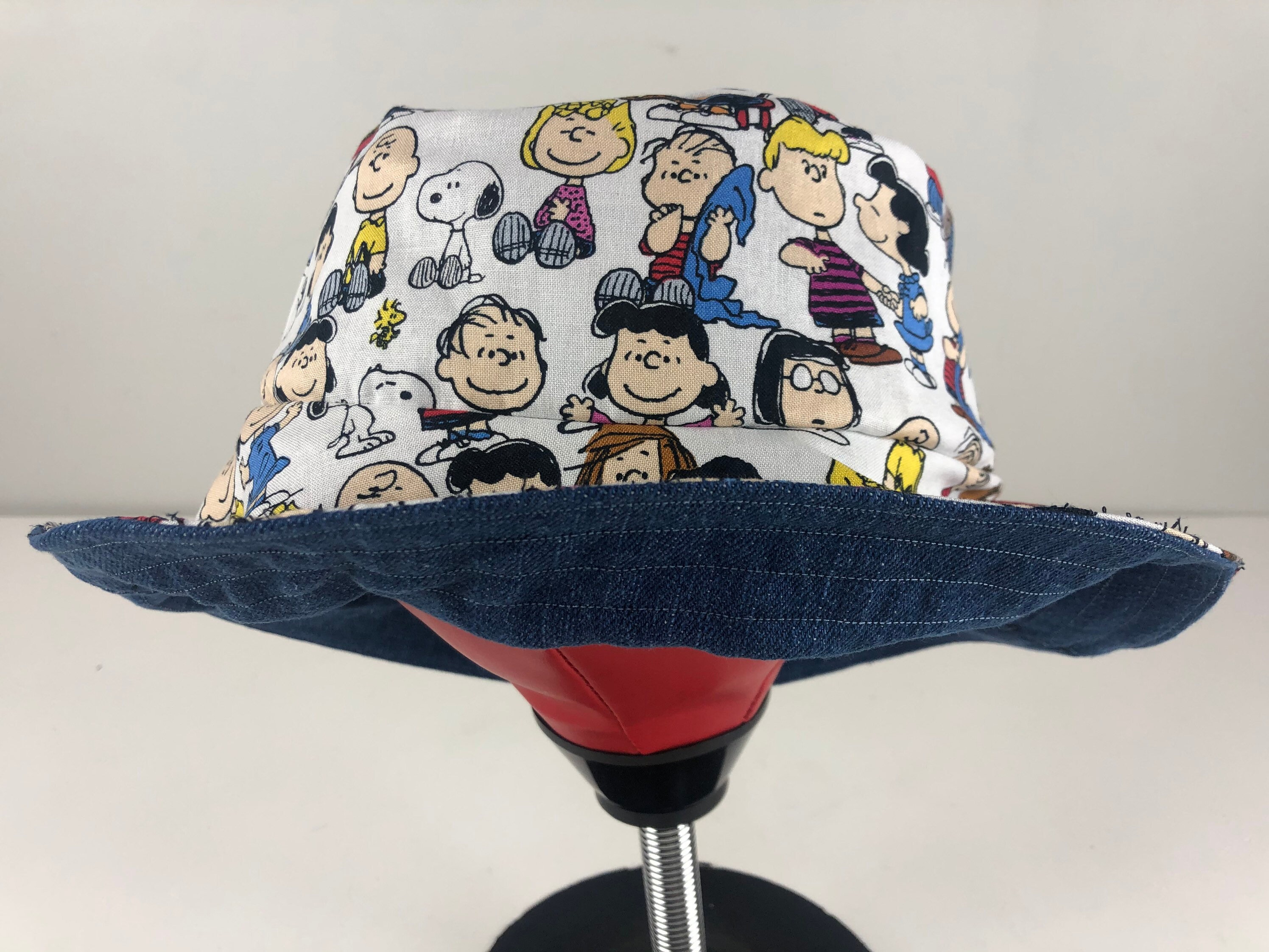 Peanuts Gang Bucket Hat: Reversible Cotton Denim, Charlie Brown Snoopy ...