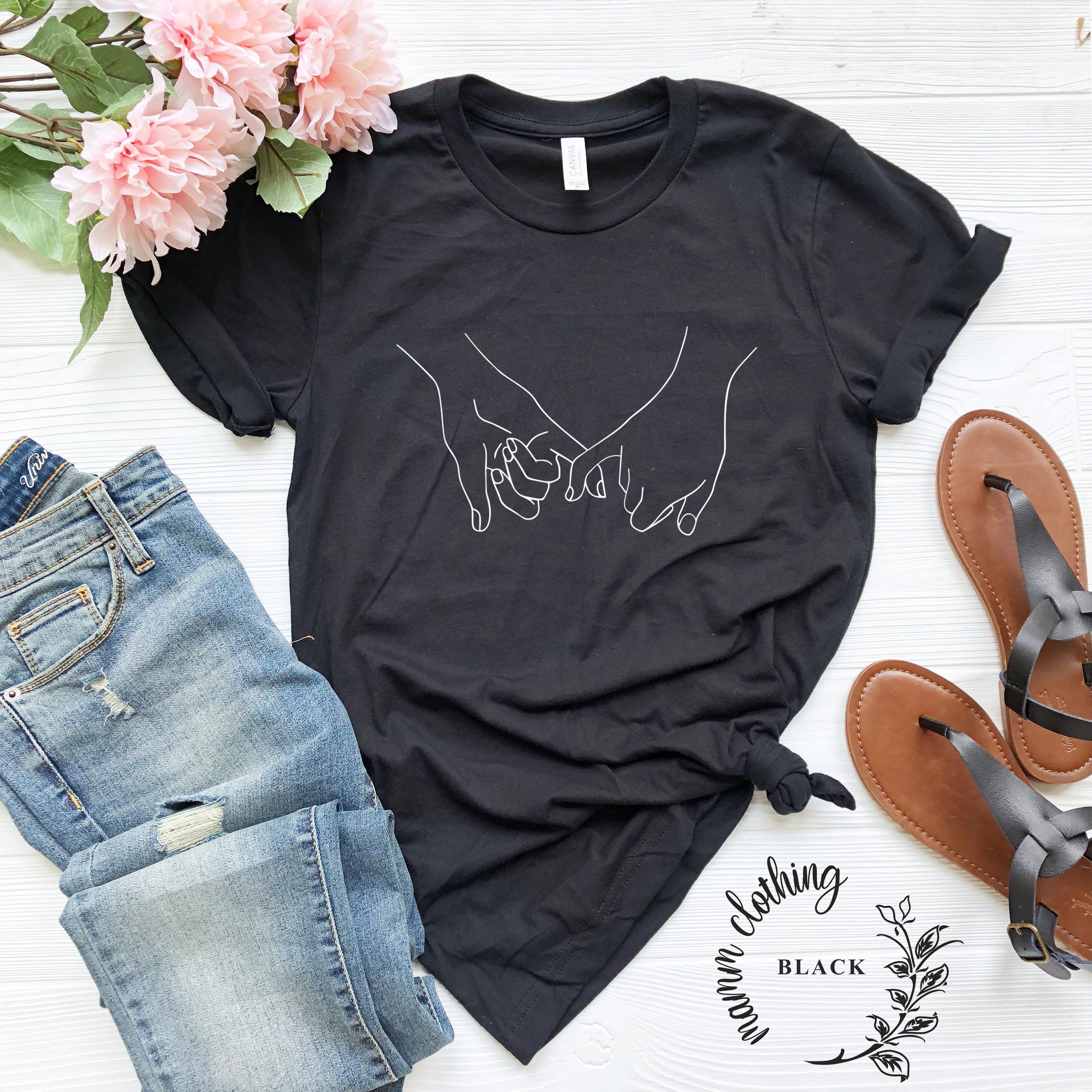Lovers Hand in Hand T-shirt, Lovers Holding Hands, Abstract Design T ...