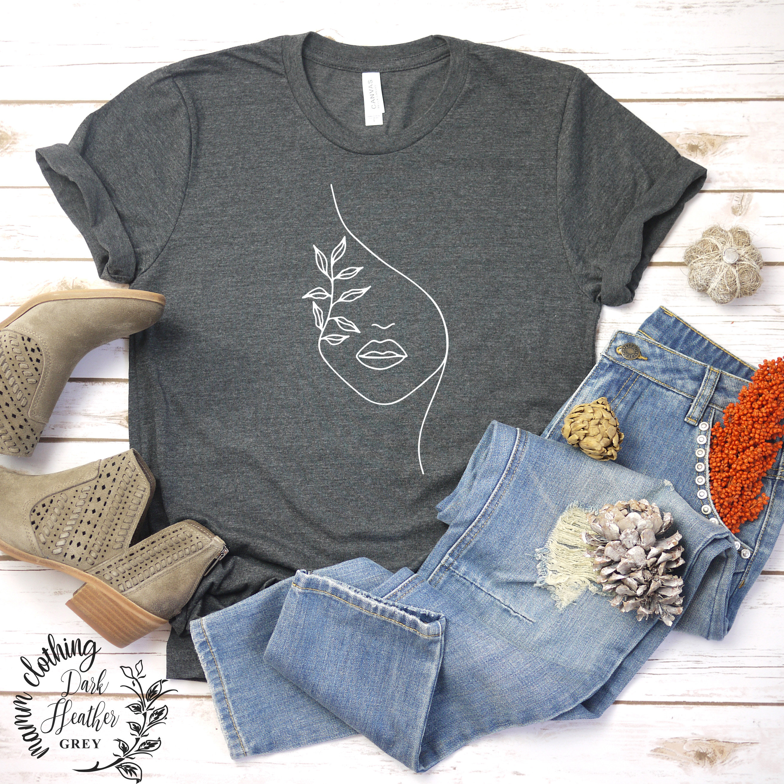 Women's Face T-shirt Abstract Face Design Peace T-shirt - Etsy