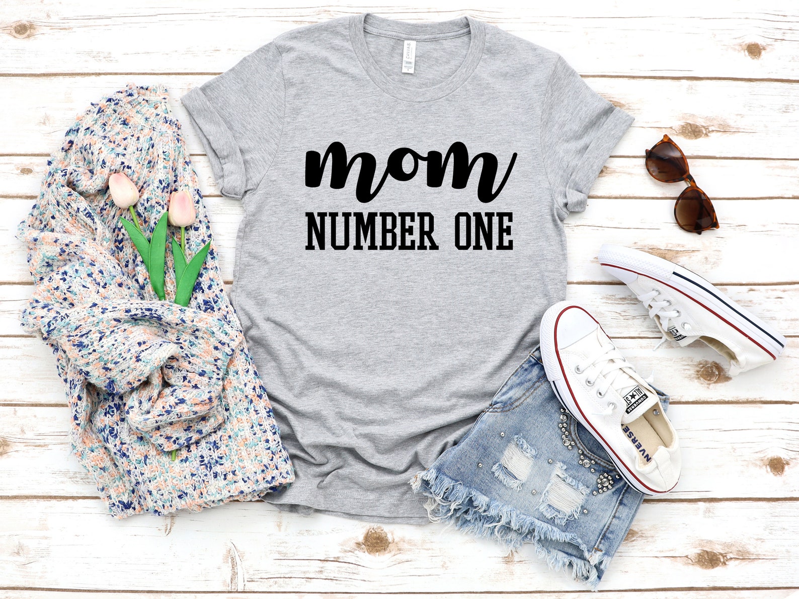 Mama Shirt - Mom NUMBER ONE T-shirt - Mothers Day Shirt - Etsy