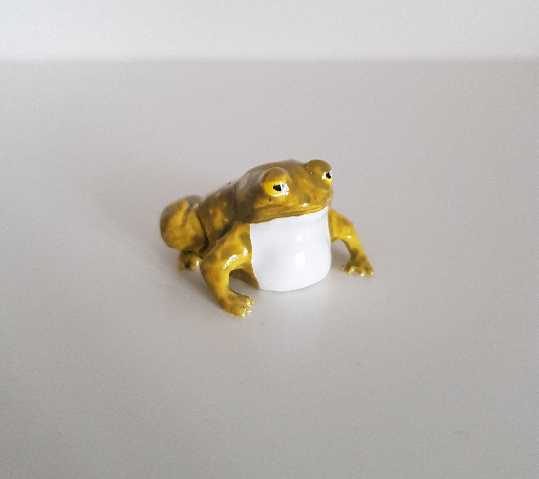 Miniature Grumpy Frog Figurines EXCLUSIVE Approx. 2cm Tall - Etsy