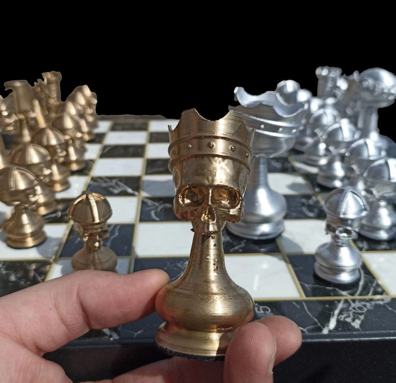 Skull Chess Set With Chessboard - Skeleton Multicolor Chess Game Death ...