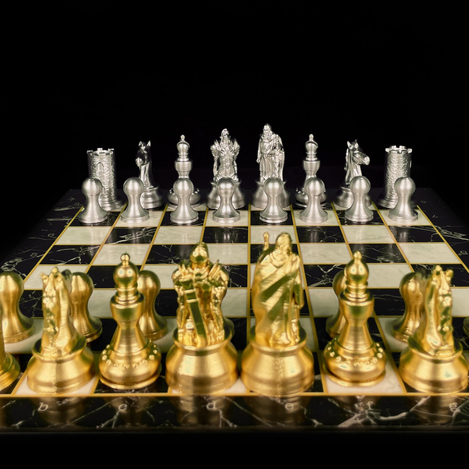 Crusaders Knight Chess Set With Chessboard Warrior Chess Set Chessboard ...