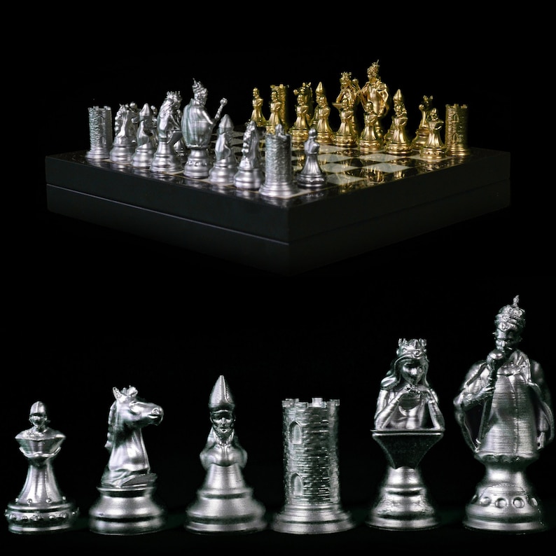 Medieval Chess Set With Chessboard - Medieval Chess Pieces ...