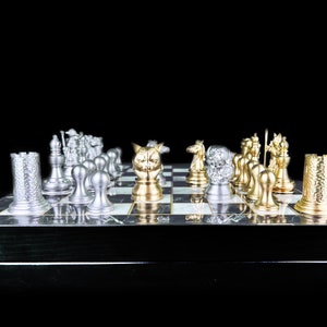 Unique Cat Versus Dog Chess Set With Chessboard - Personalized Pet ...