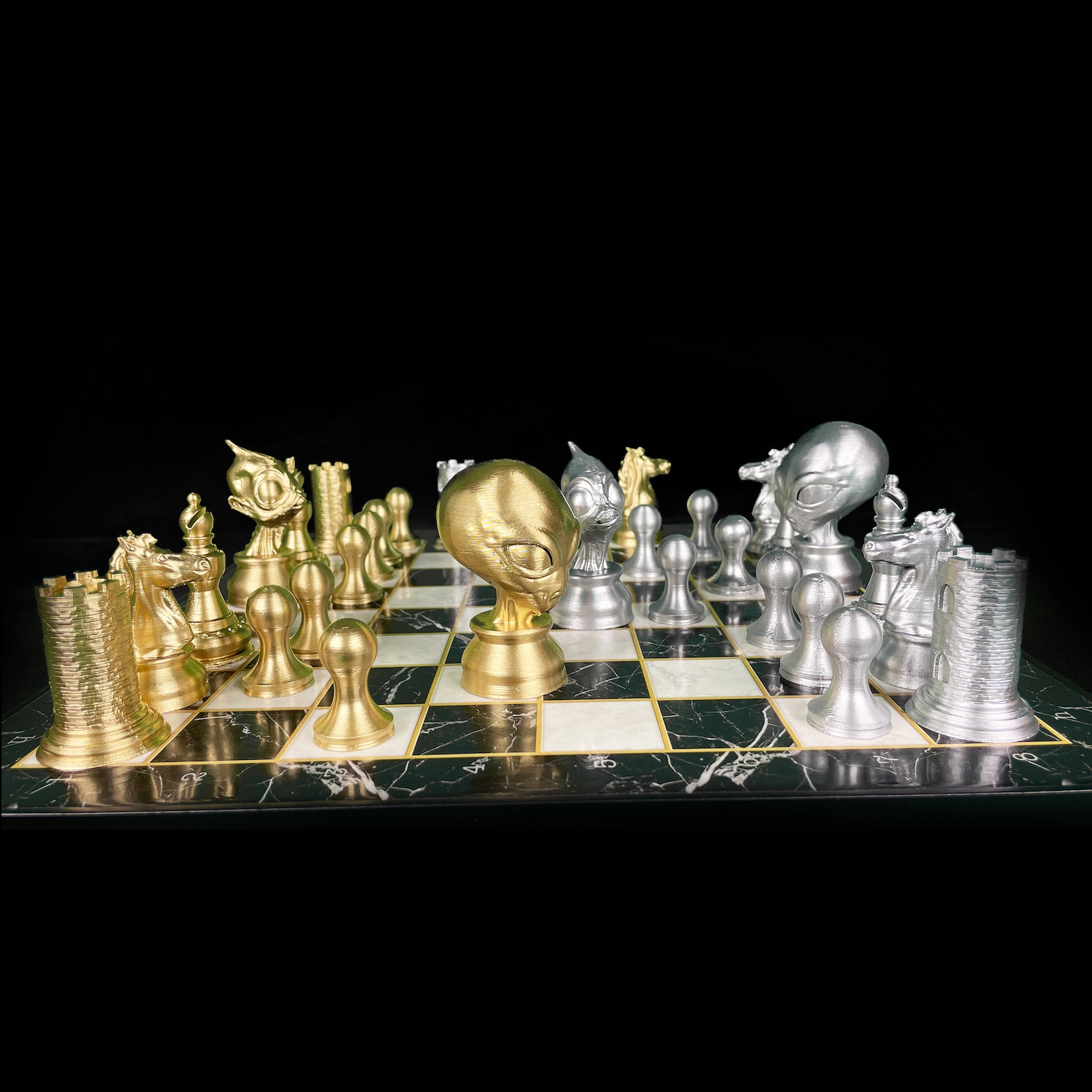Customizable Alien Space Chess Set With Infinite Chessboard Chest ...