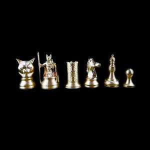Unique Cat Versus Dog Chess Set With Chessboard - Personalized Pet ...