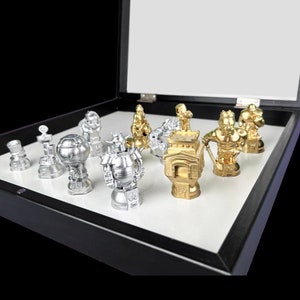 Coc War Chess Set With Chessboard 14 Different Coc Character ...