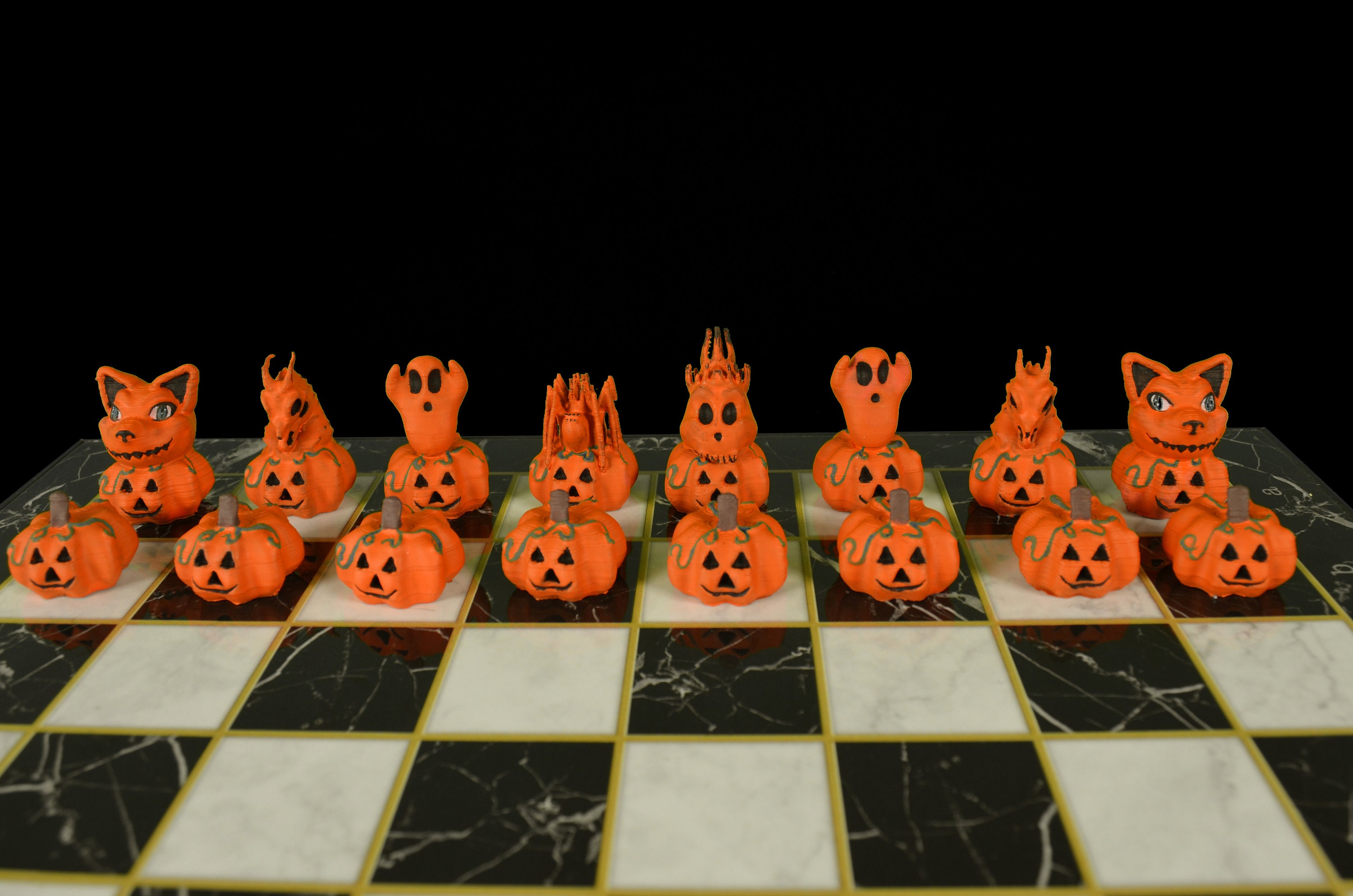 Personalized Halloween Chess Set Unique Pumpkin-themed Chessboard ...