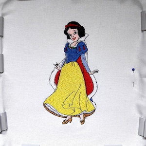 Princess Snow White Machine Embroidery Design, 4x4 & 5x7 Hoop, Princess ...
