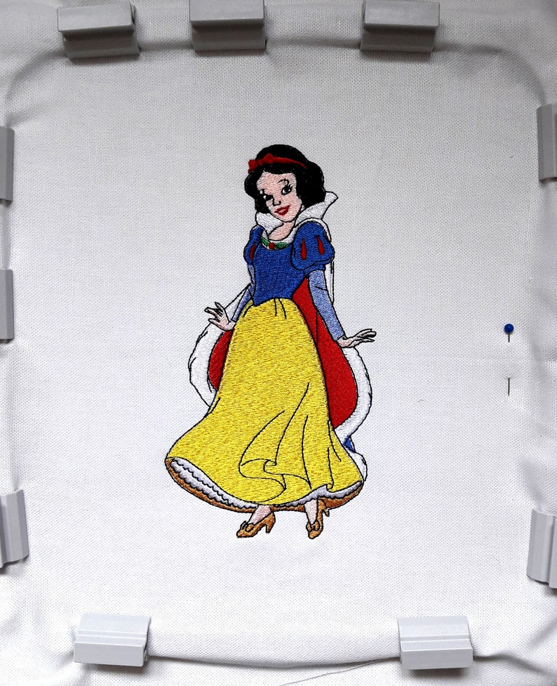 Princess Snow White Machine Embroidery Design, 4x4 & 5x7 Hoop, Princess ...