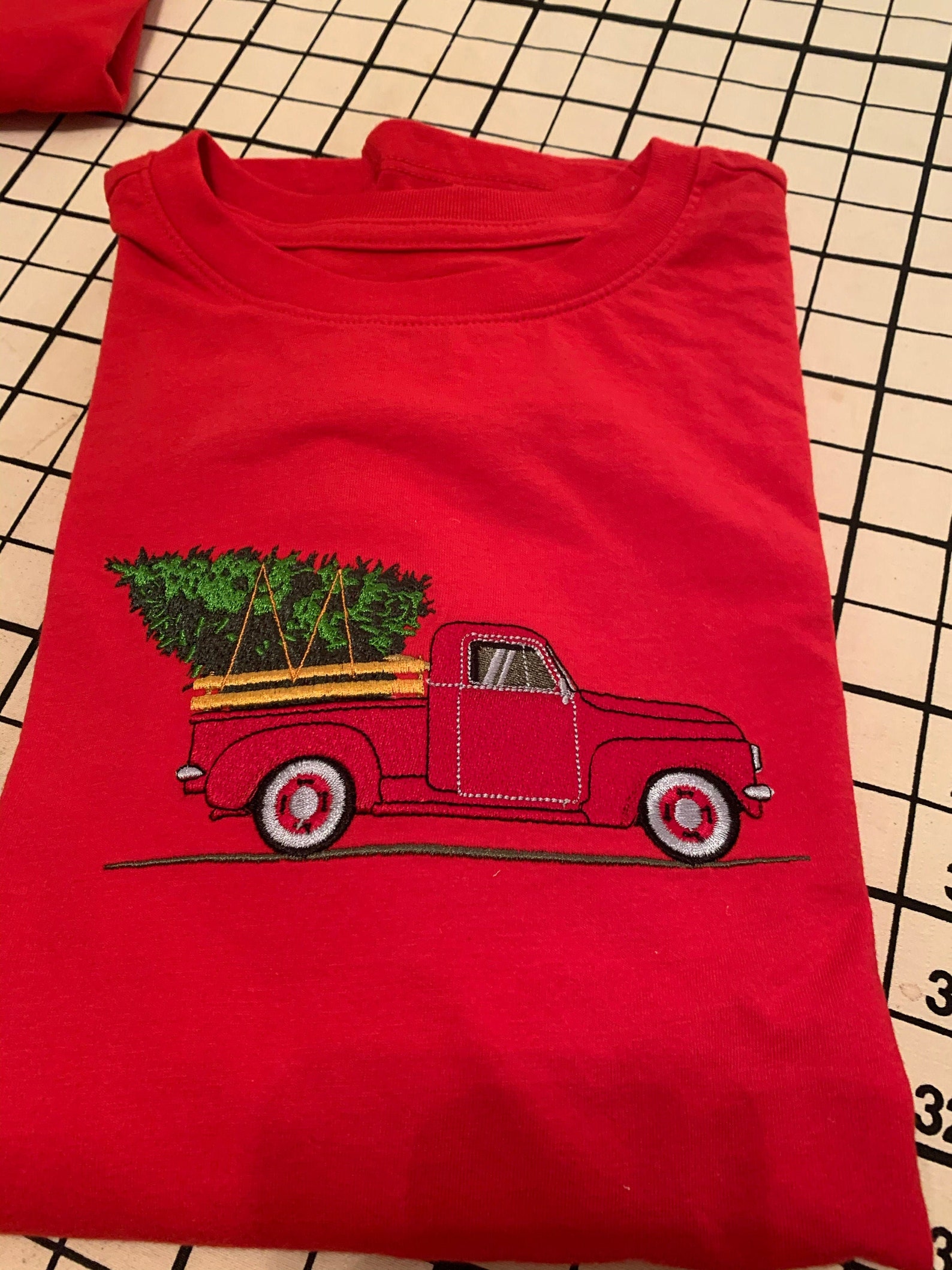 Vintage Christmas Truck Embroidery Design 4x4 & 5x7 Hoop - Etsy