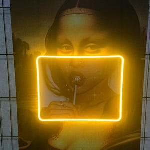 Mona Lisa Neon Sign, Mona Lisa Neon Poster, Unique Neon Art, Mona Lisa ...