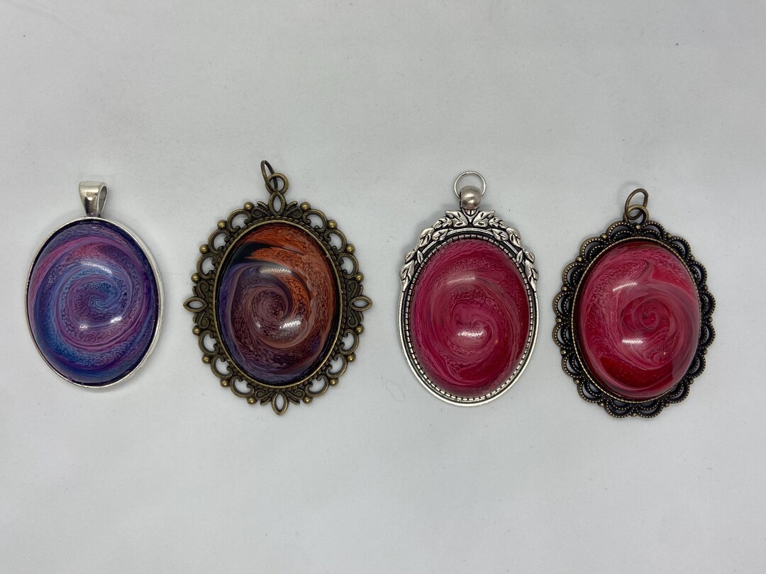 Epoxy Resin Pendant Necklace, Large Bezels - Etsy