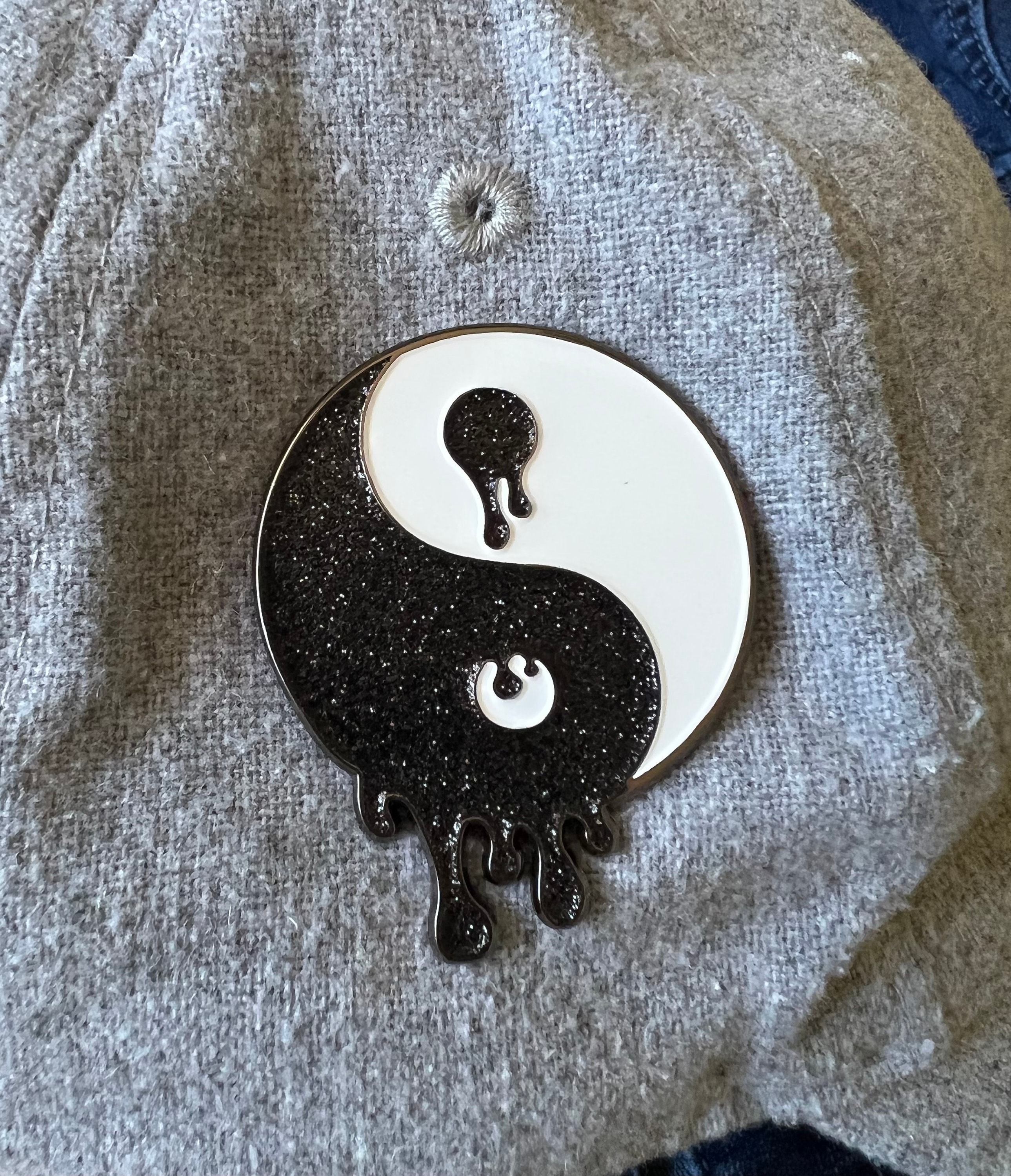 Yin Yang Glitter Enamel Pin/ Yin Yang Drip Enamel Pin/ Yin Yang Pin ...