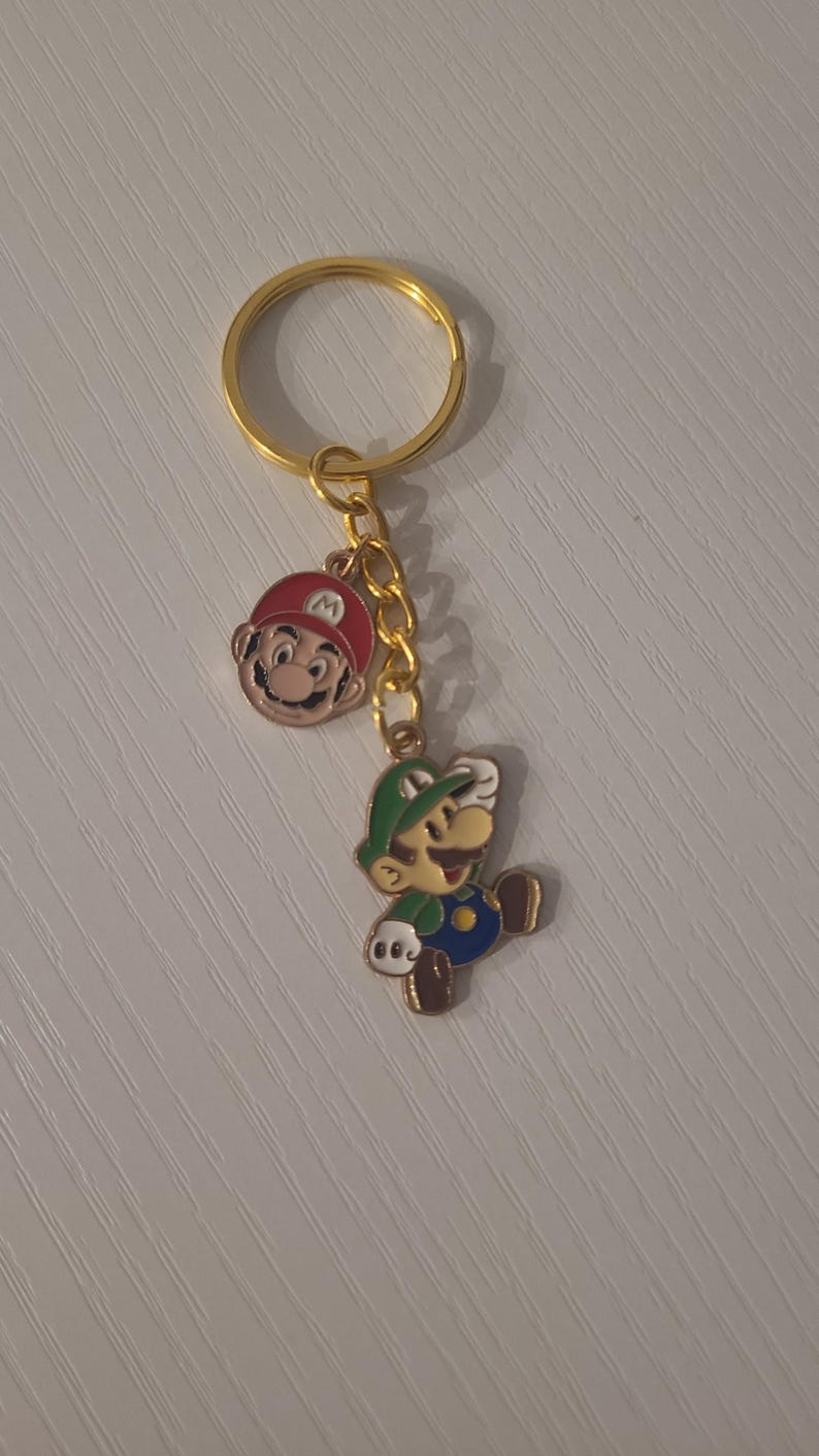 Mario & Luigi Keychain - Etsy