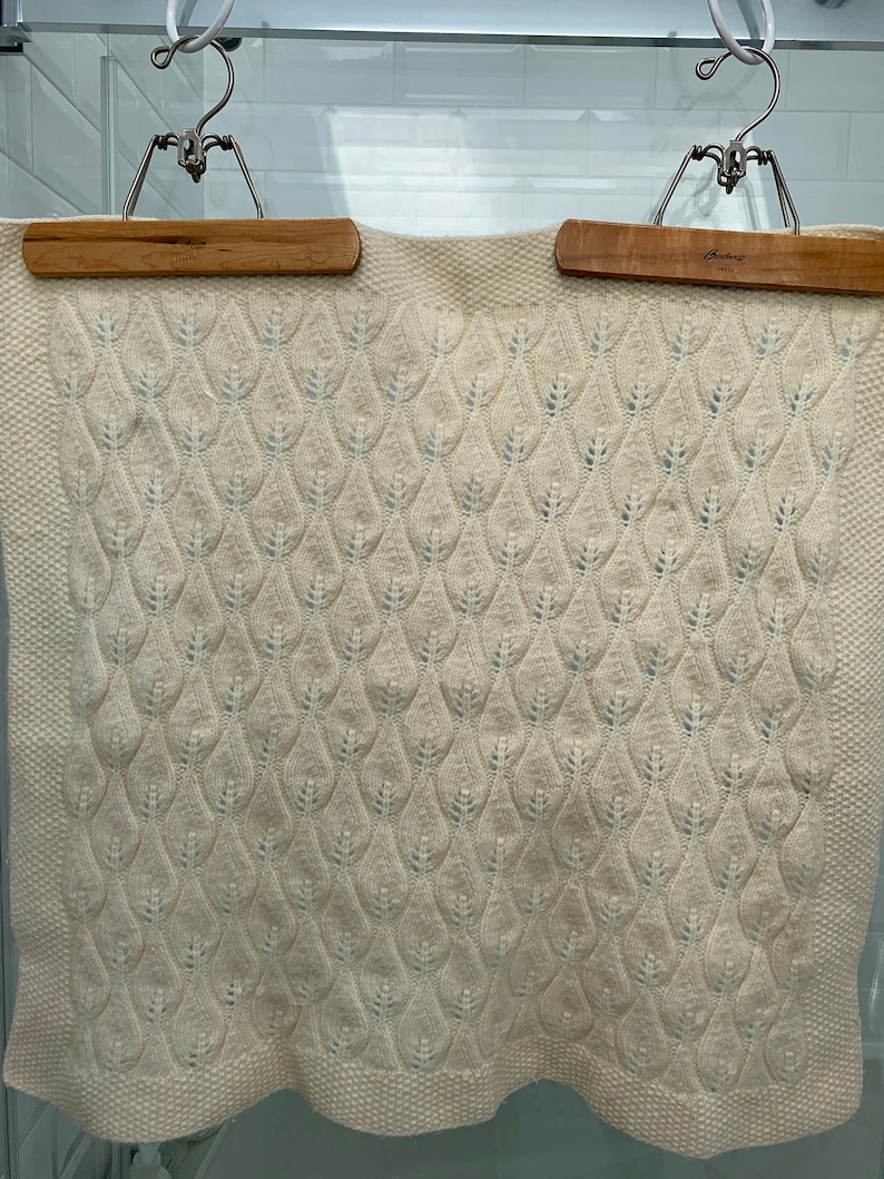 Cream Coloured Teardrop Crochet Blanket - Etsy
